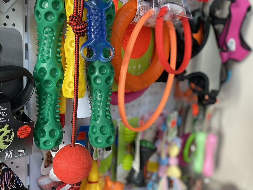 Игрушки для собак и кошек