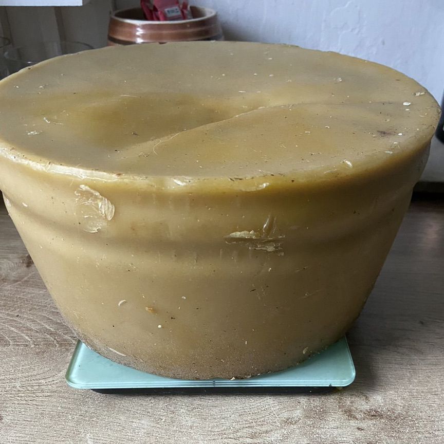 Воск пчелиный