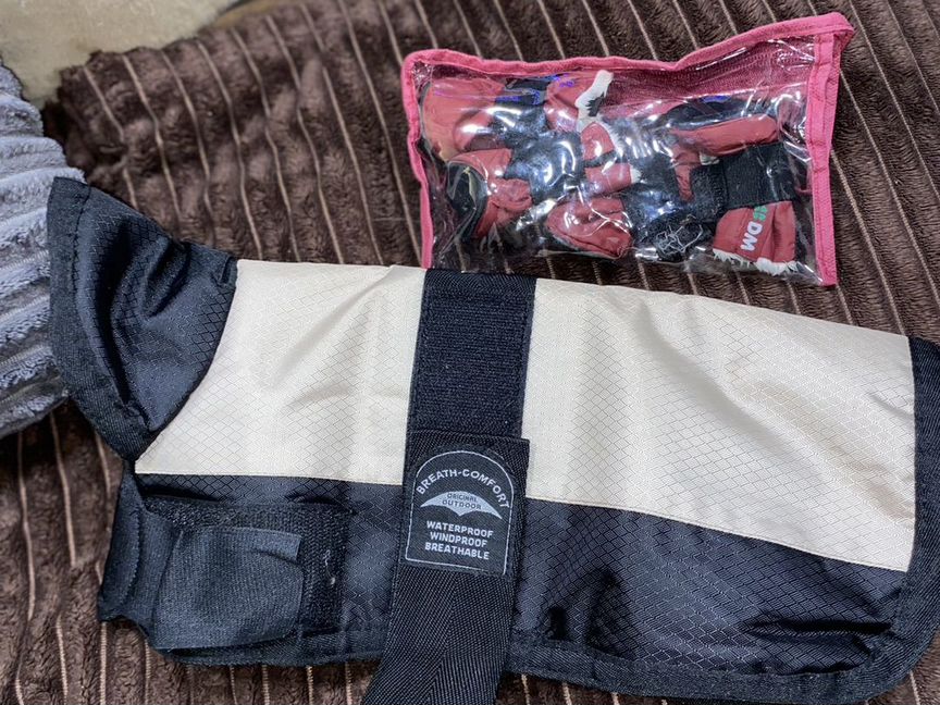 Теплая накидка на собачку