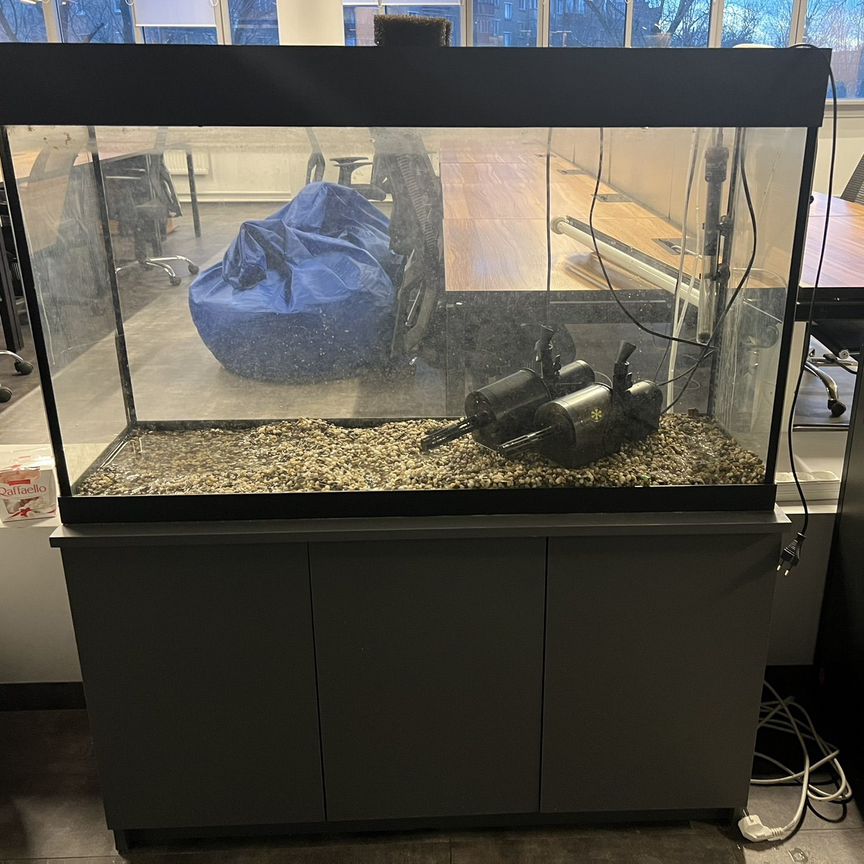 Аквариум 200 литров с тумбой