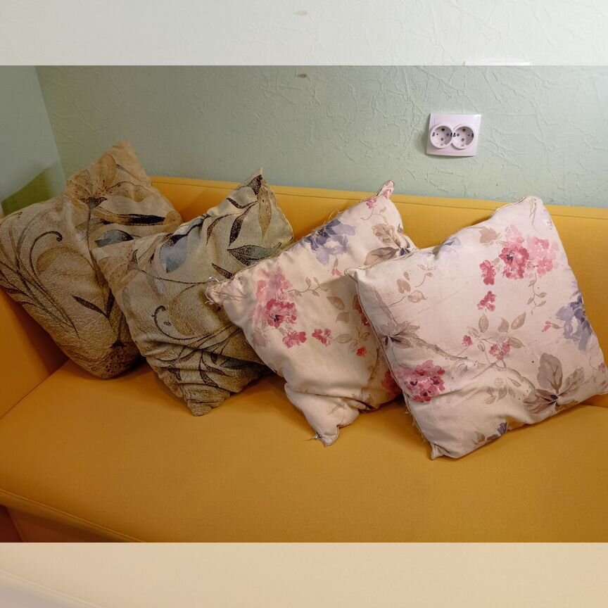 Декоративные подушки для лежанки животным