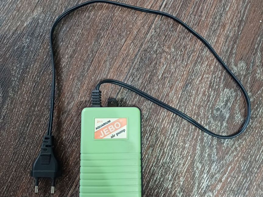 Аквариумный компрессор Jebo 211