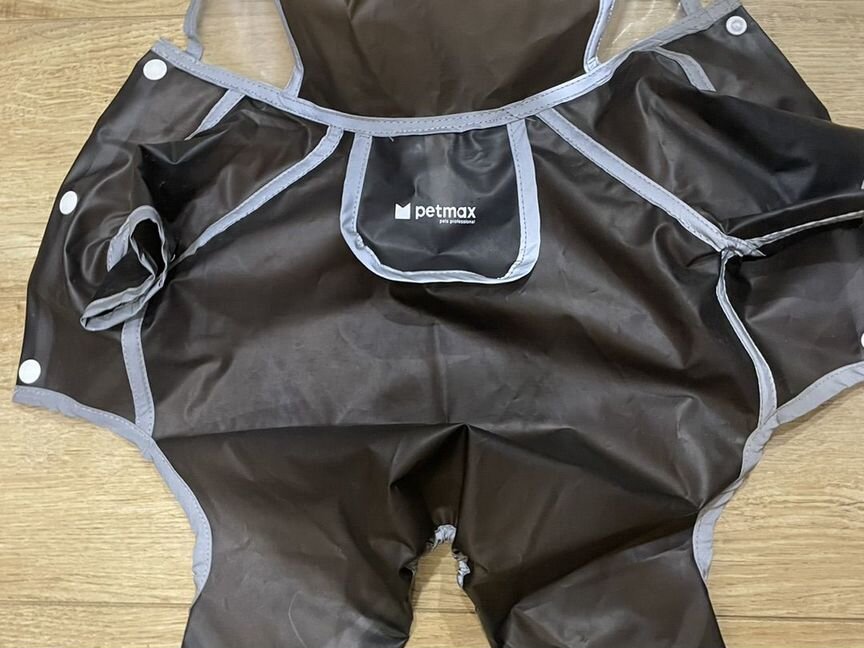 Дождевик для маленькой собаки