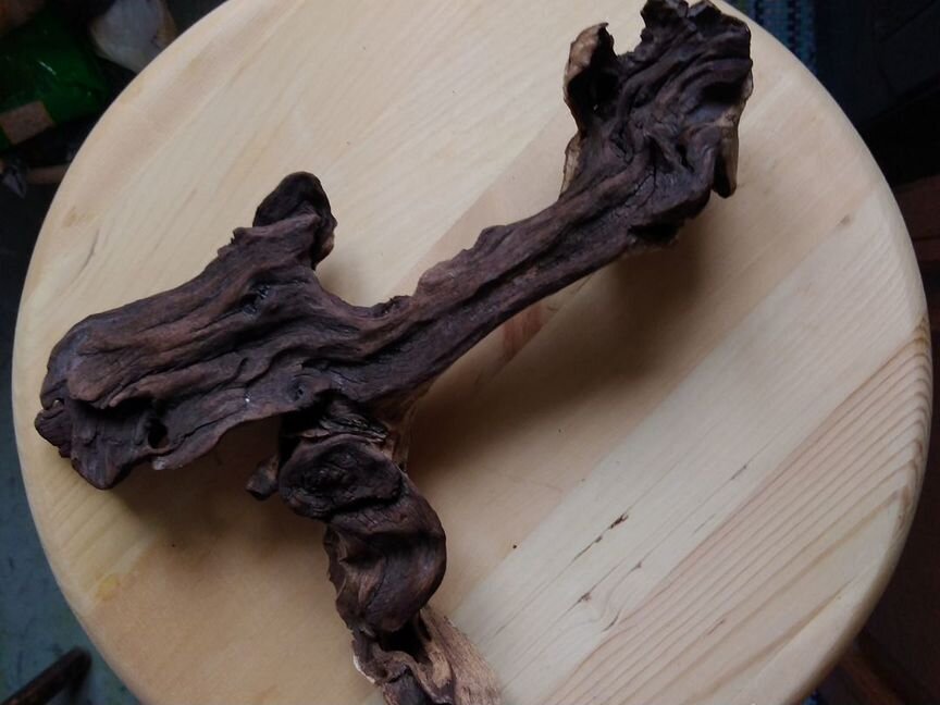 Мангровая коряга для аквариума
