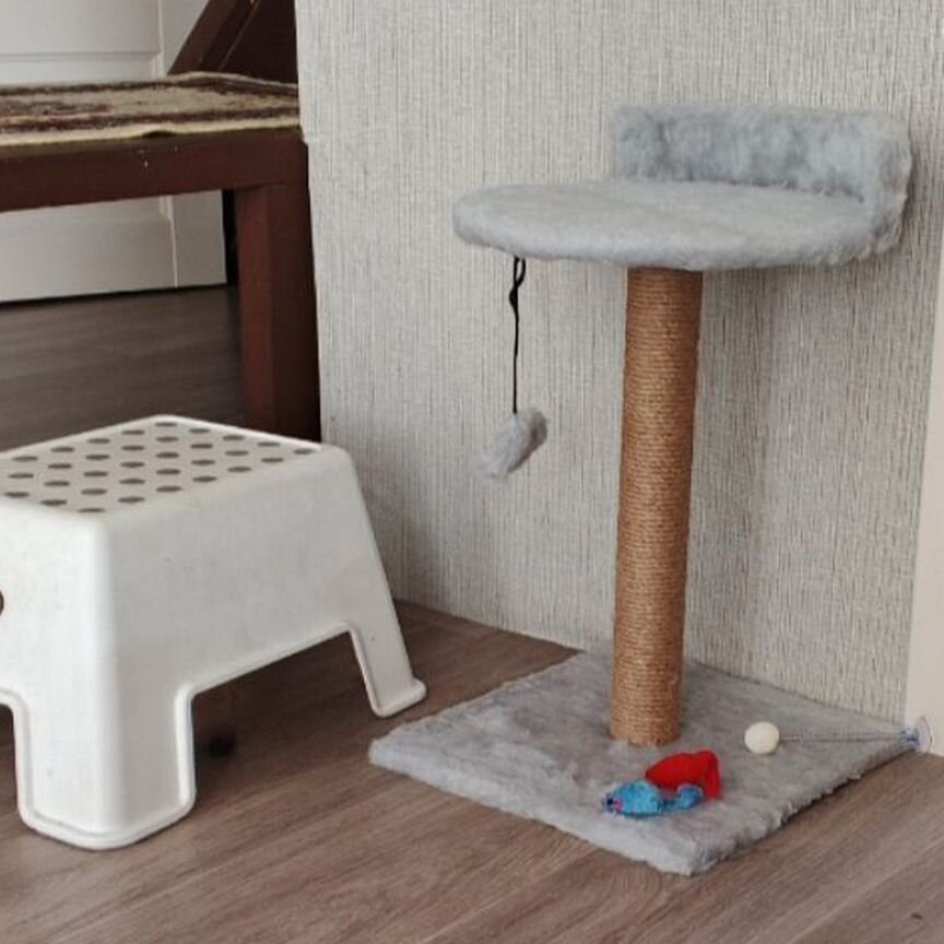 Когтеточка и лежанка для кошек 35*35*55