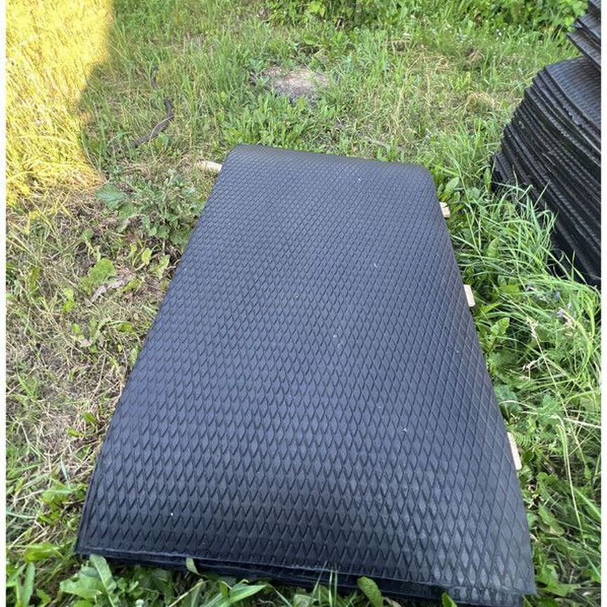 Резиновые коврики / плита для коров