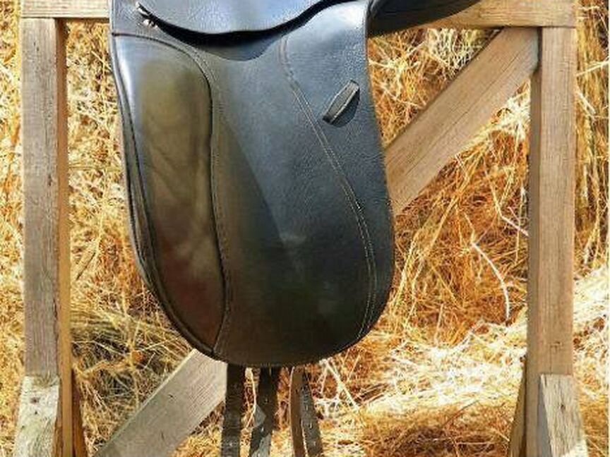 Седло выездковое бренда «anky»