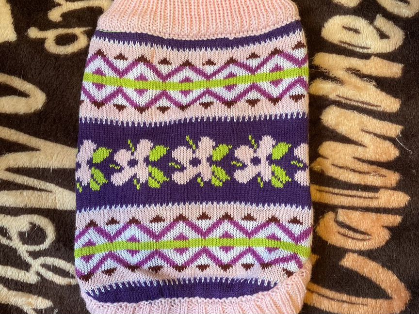 Свитер для маленьких собак