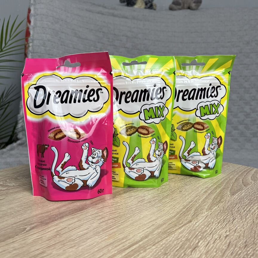 Лакомство для кошек Dreamies 3шт