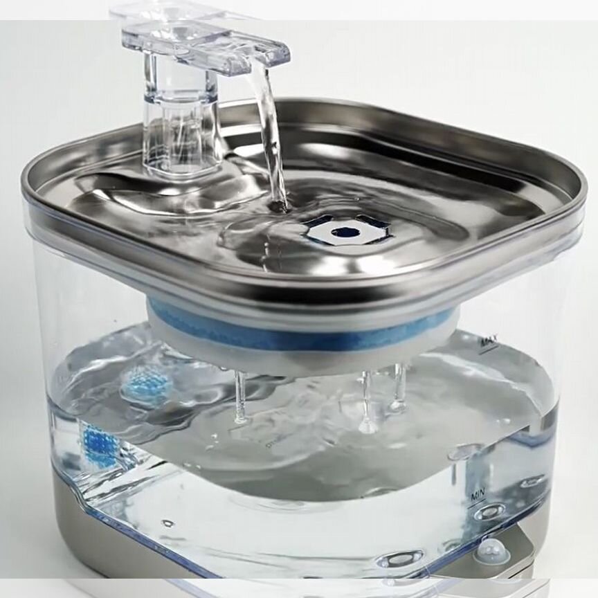 Фонтан поилка для кошек с датчиком движения