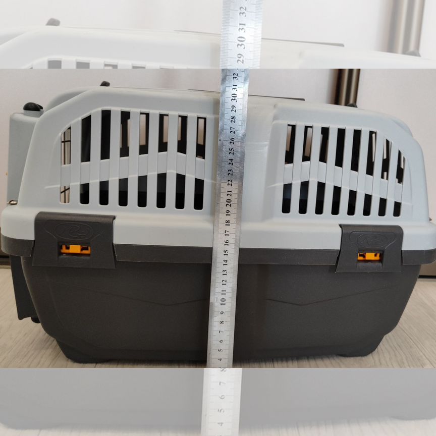 Переноска для кошек и собак