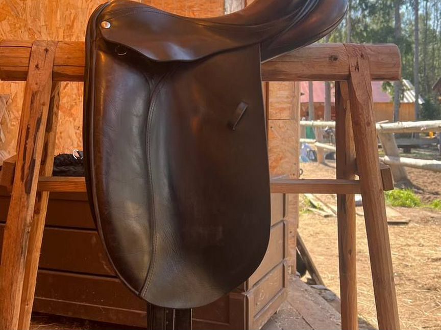 Выездковое седло Гермида