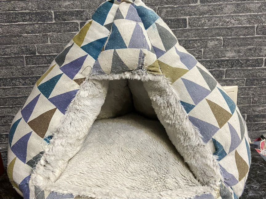 Домик для маленькой собаки