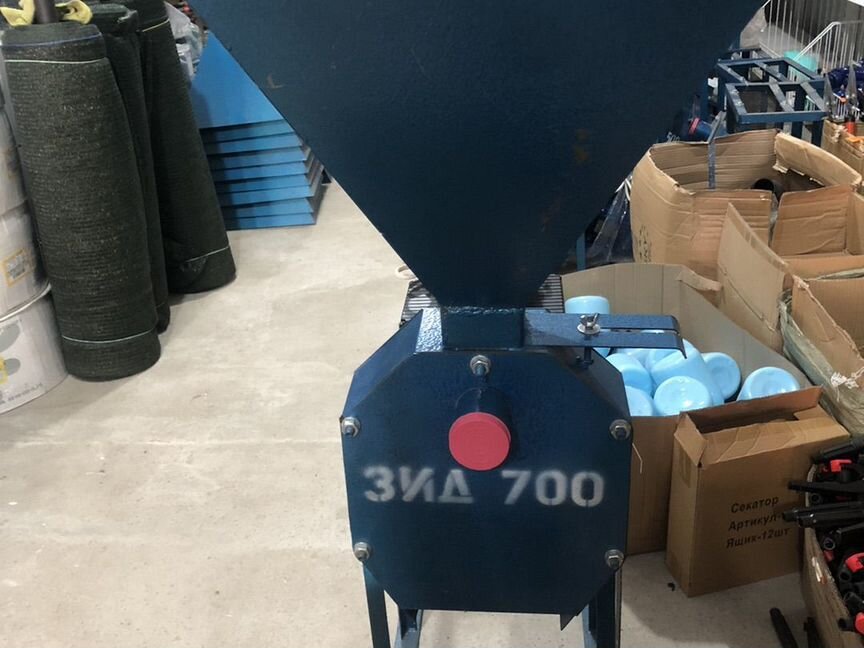 Крупорушка зернодробилка зид-700
