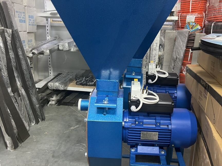 Крупорушка зернодробилка