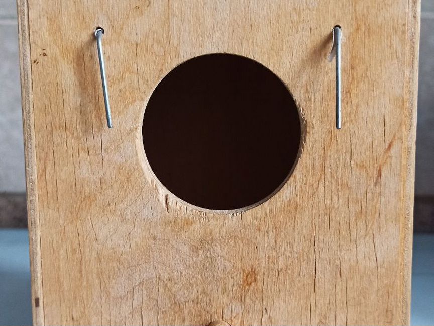 Домик для попугаев б/у