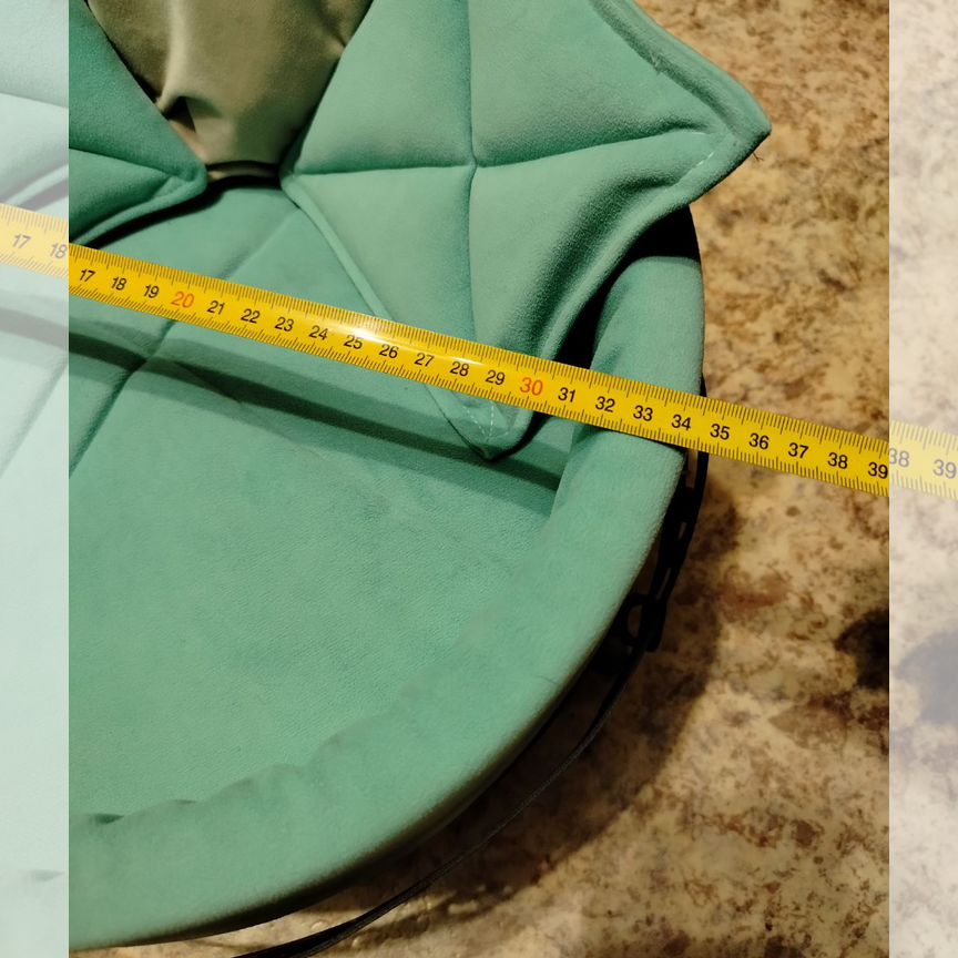 Лежанка для собак и кошек