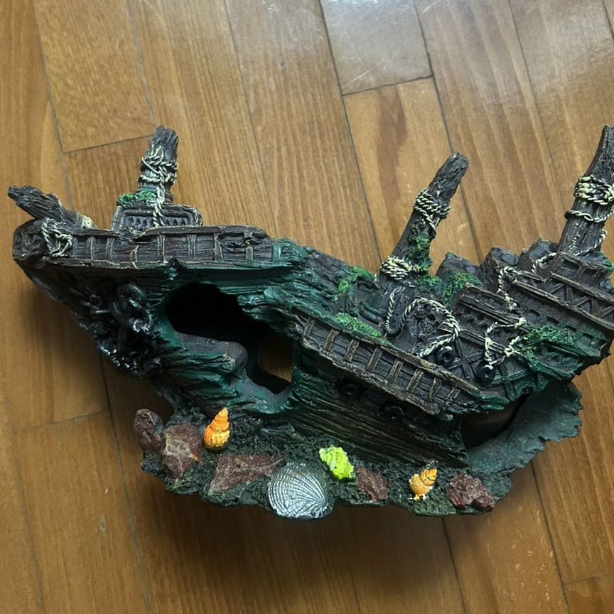 Грот для аквариума корабль