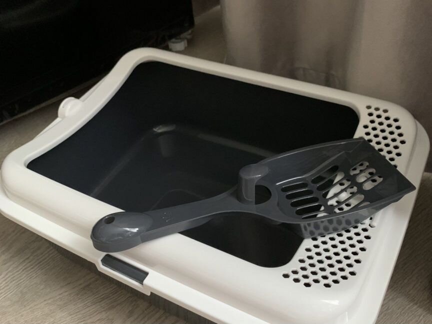 Лоток для кошек большой с лопаткой