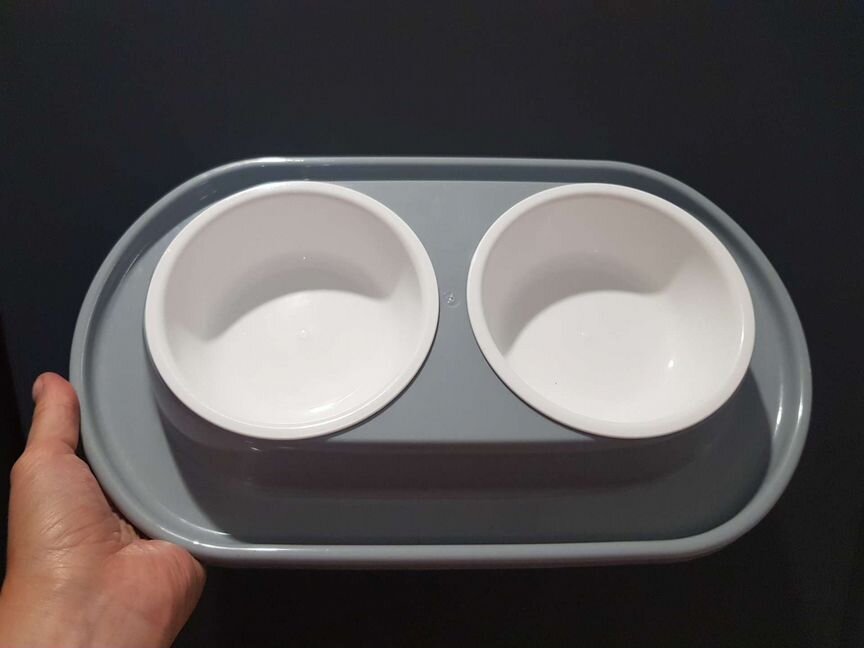 Миска для животных с подставкой