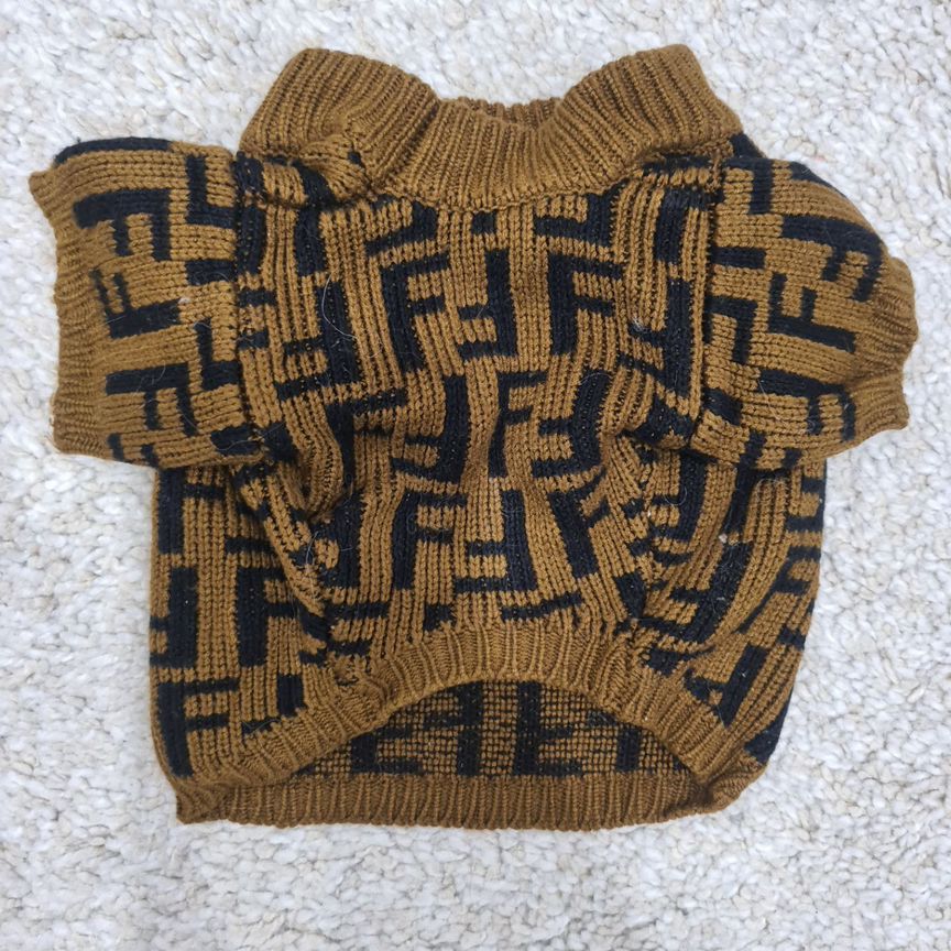 Одежда для маленьких и средних собак