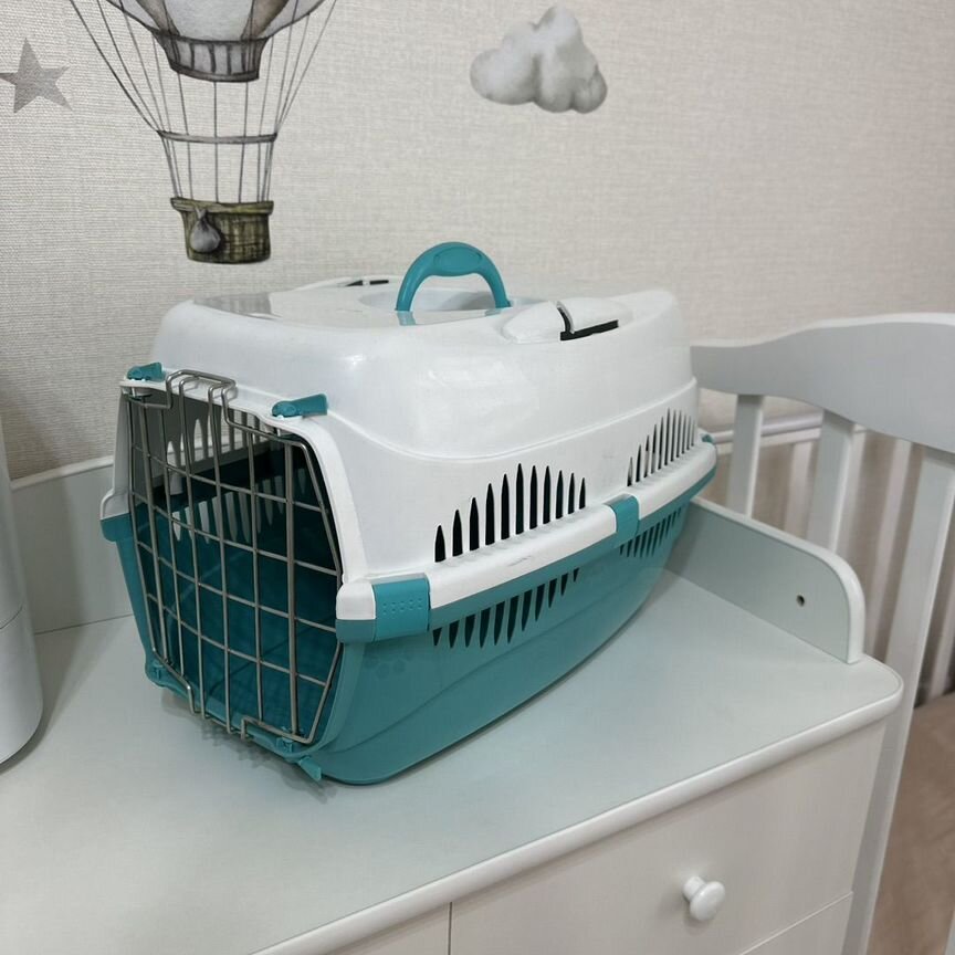 Переноска пластиковая для кошек / собак