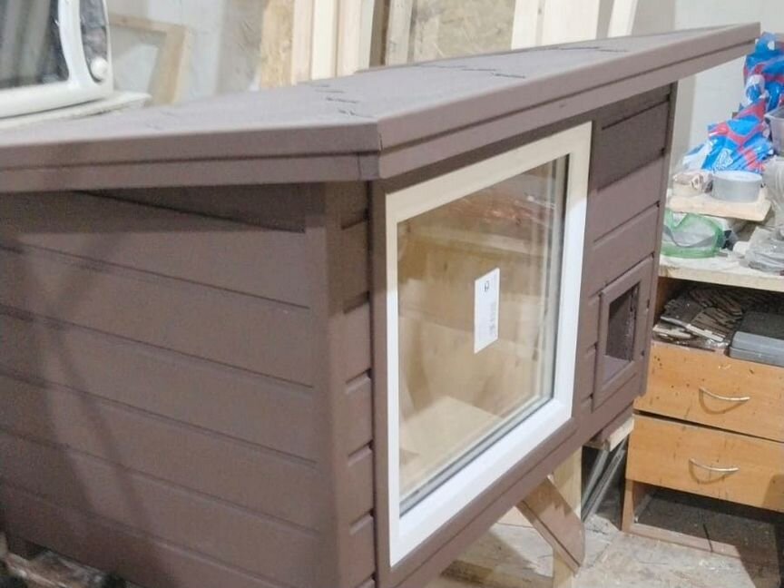 Уличный домик для кошек