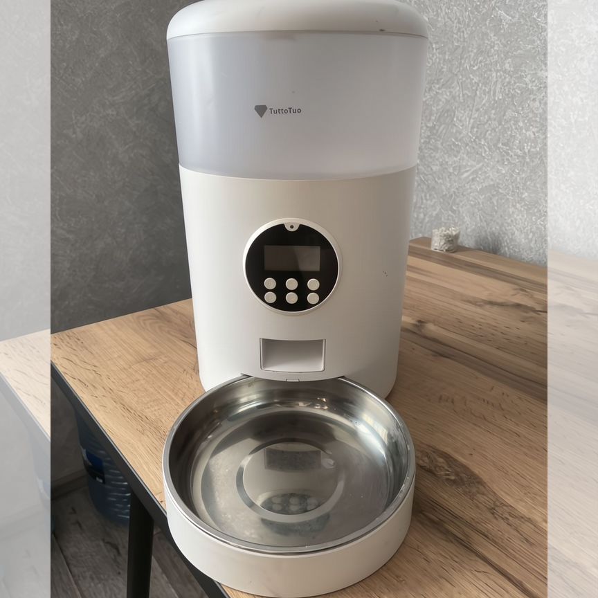 Кормушка для собак,кошек