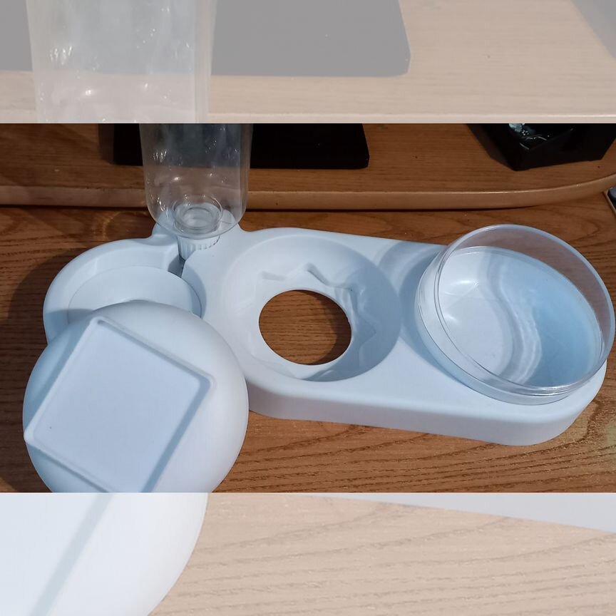 Миска для животных на подставке