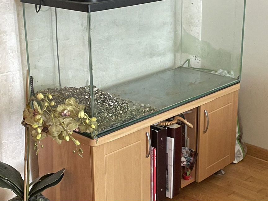 Аквариум с тумбой 200 литров