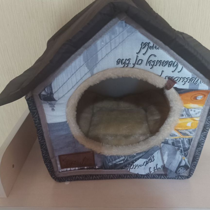 Домик лежанка для кошек и собак