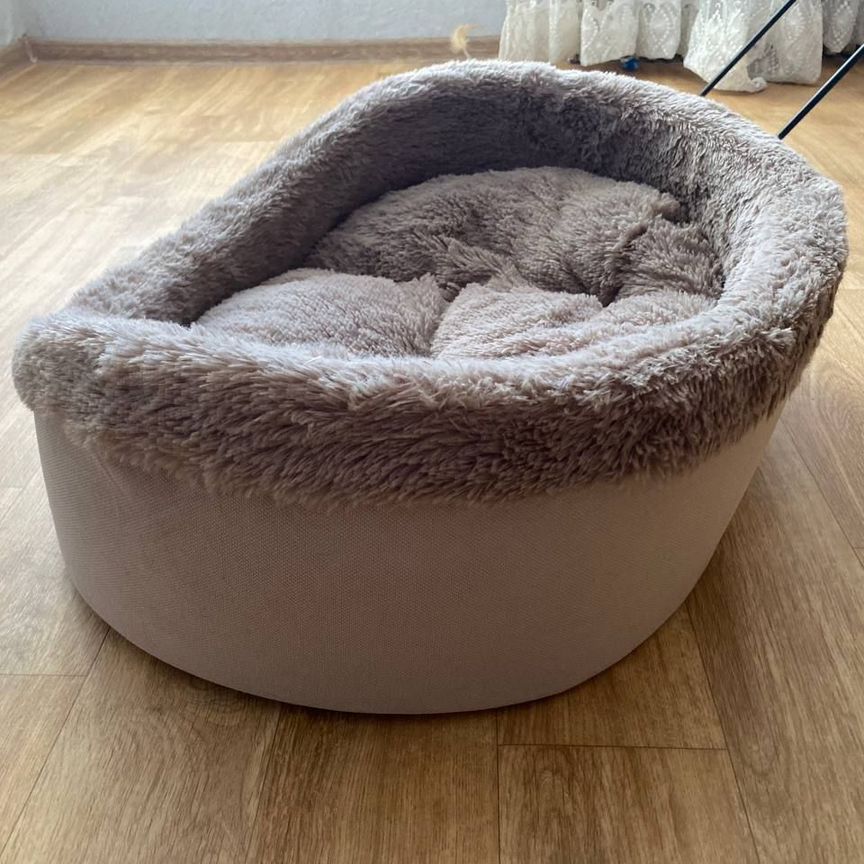 Лежанка для кошечки