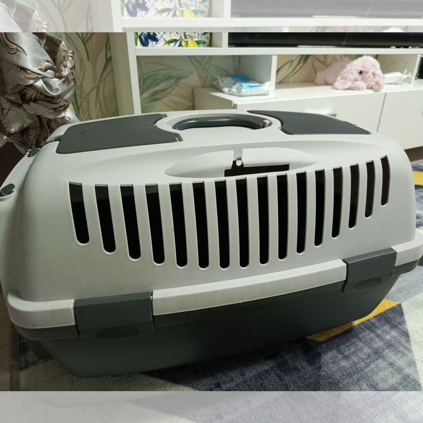 Переноска для животных пластиковая