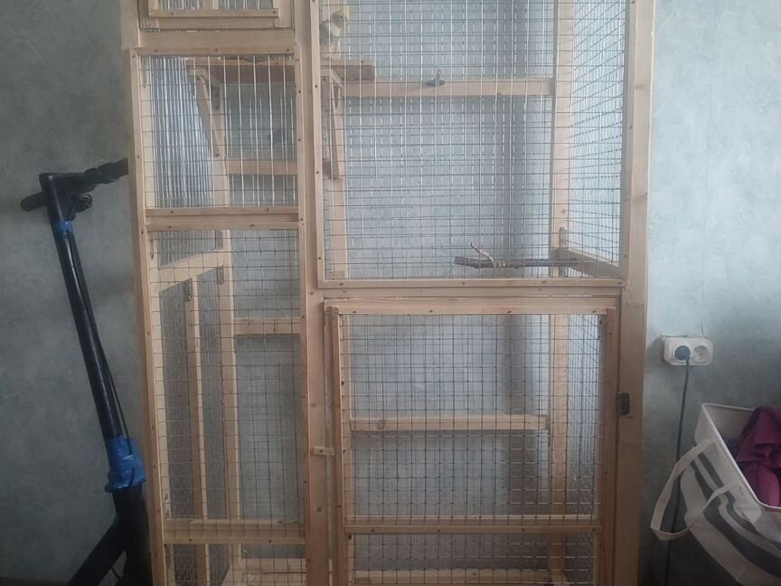 Большой вольер для птиц