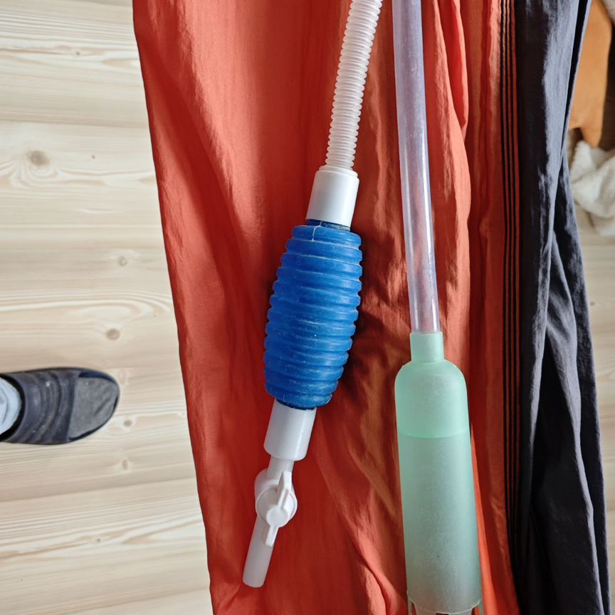 Сифон для чистки аквариума