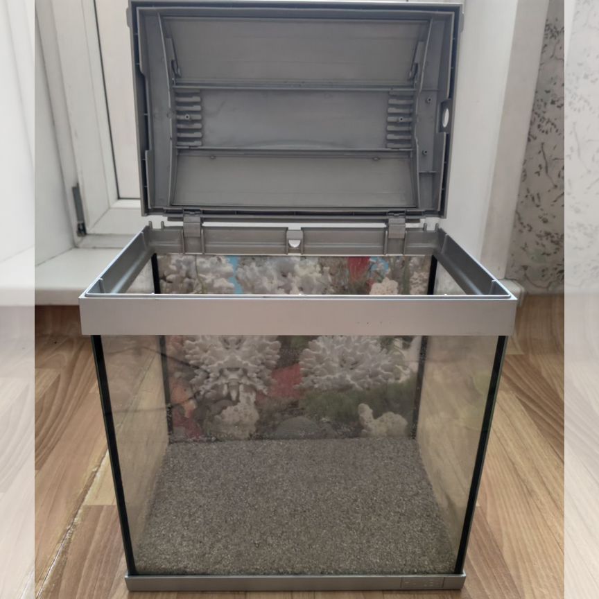 Аквариум заводской hailea 30 л