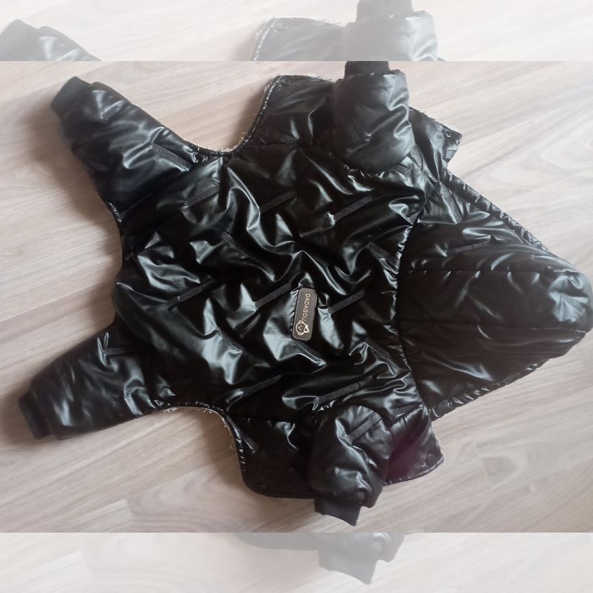 Комбинезон для маленькой собаки