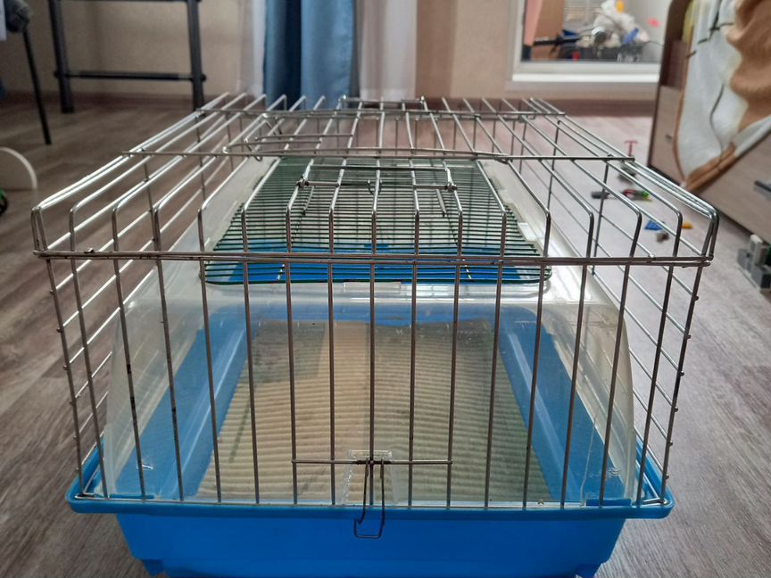 Продам клетки для морской свинки или хомяков