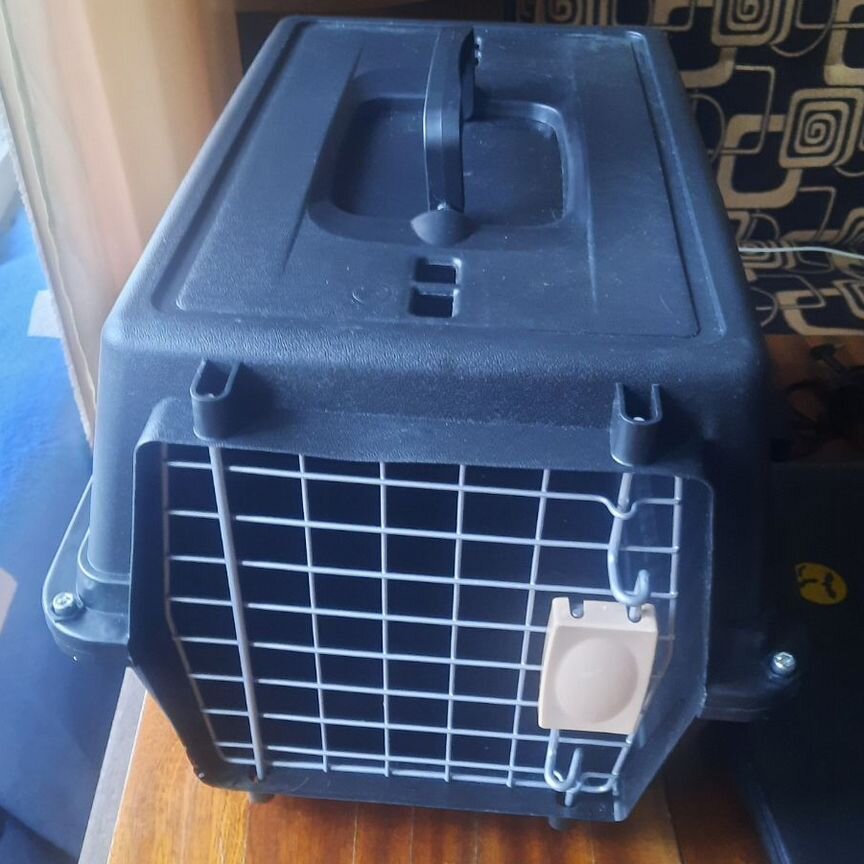 Переноска для животных пластиковая