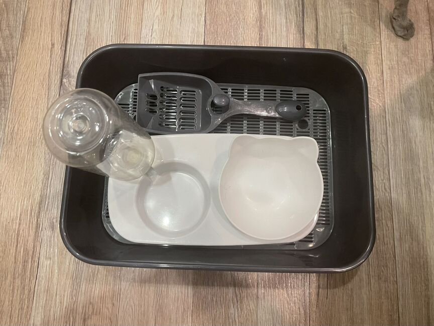 Набор для кошек (миска с поилкой, совок, лоток)