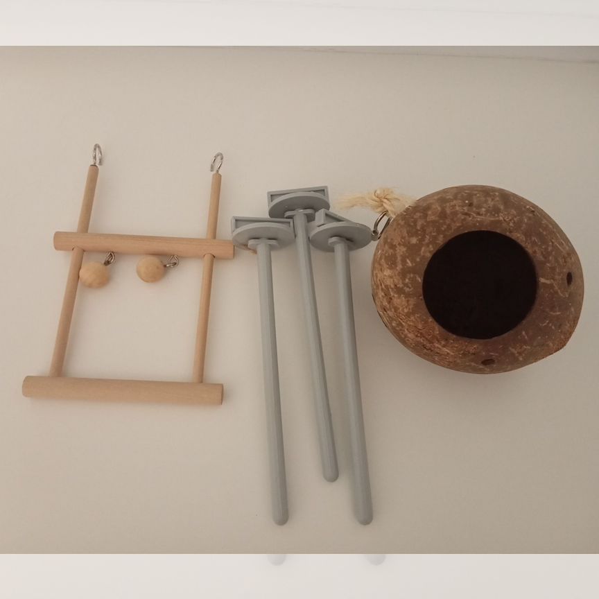 Мелочи для попугая