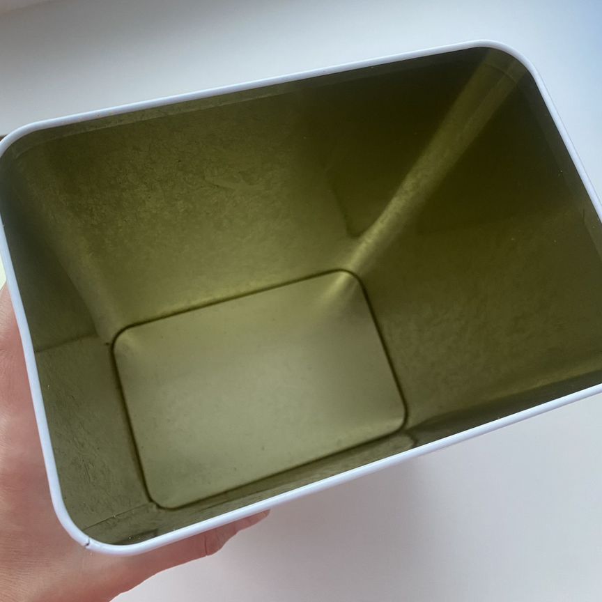 Контейнер для хранения сухого корма для животных