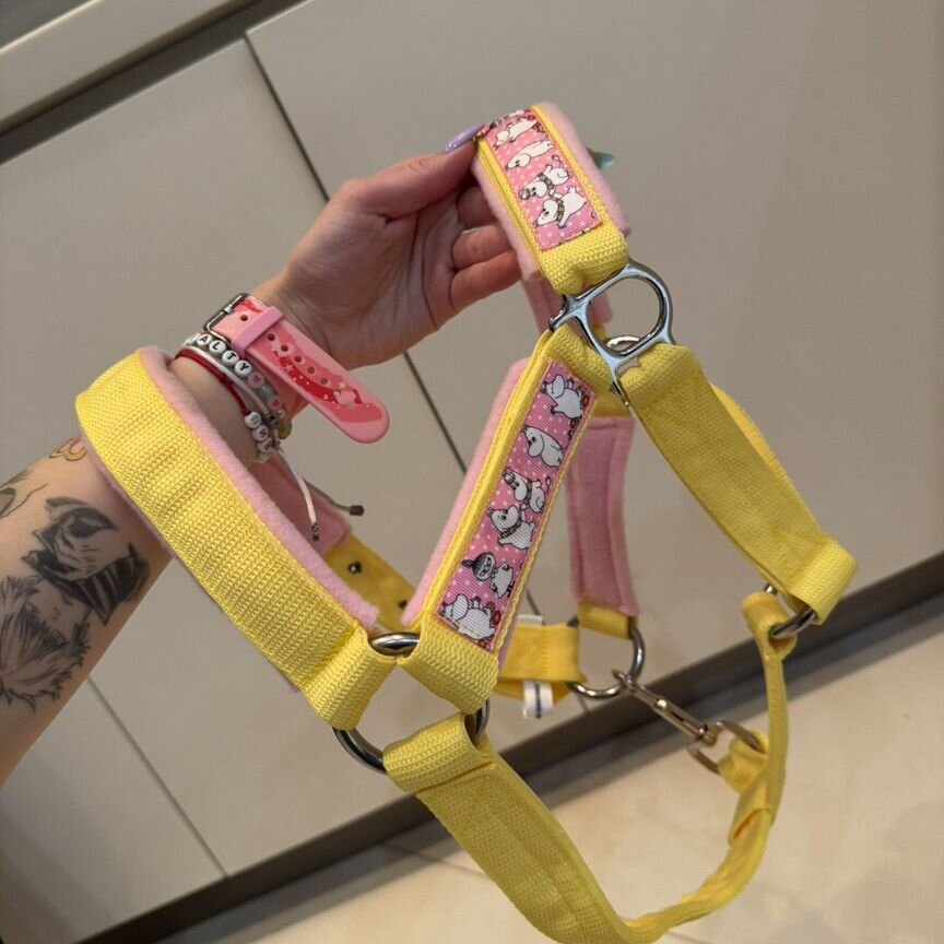 Недоуздок для лошади