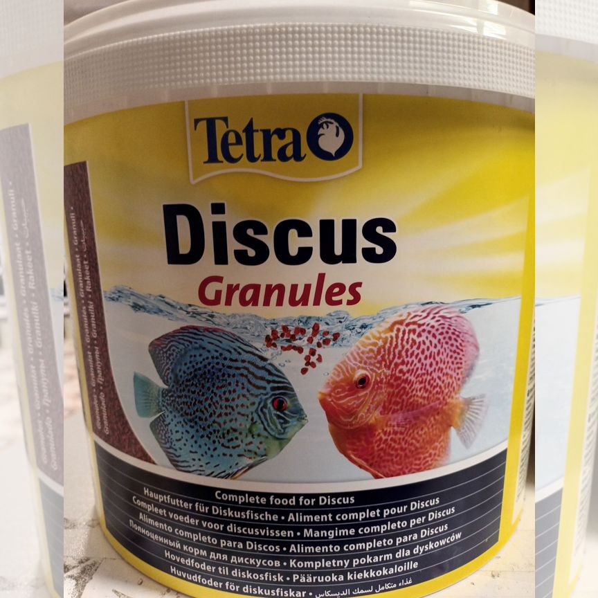 Корм для аквариумных рыбок