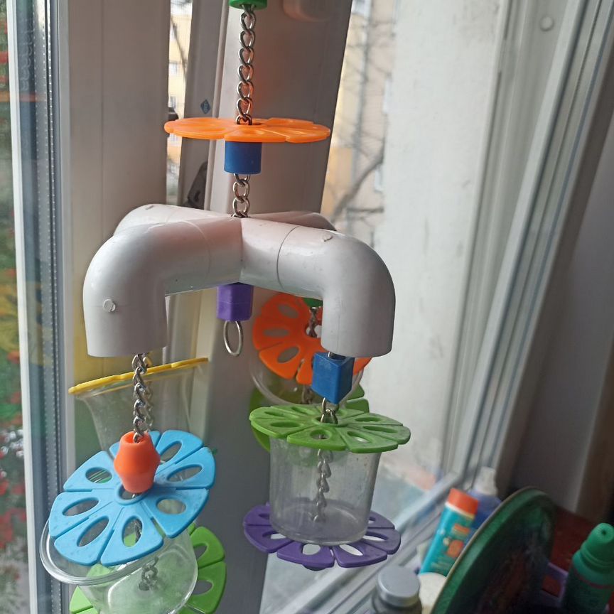 Игрушки для птиц