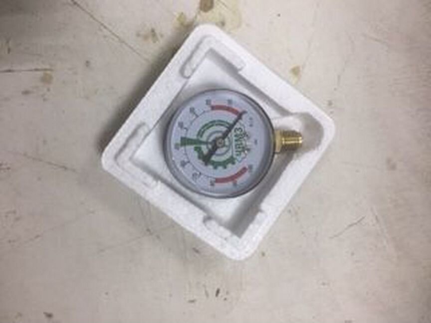 Доильный аппарат. Вакуумметр