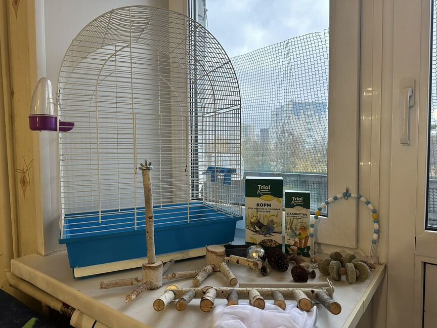 Клетка для маленького/среднего попугая