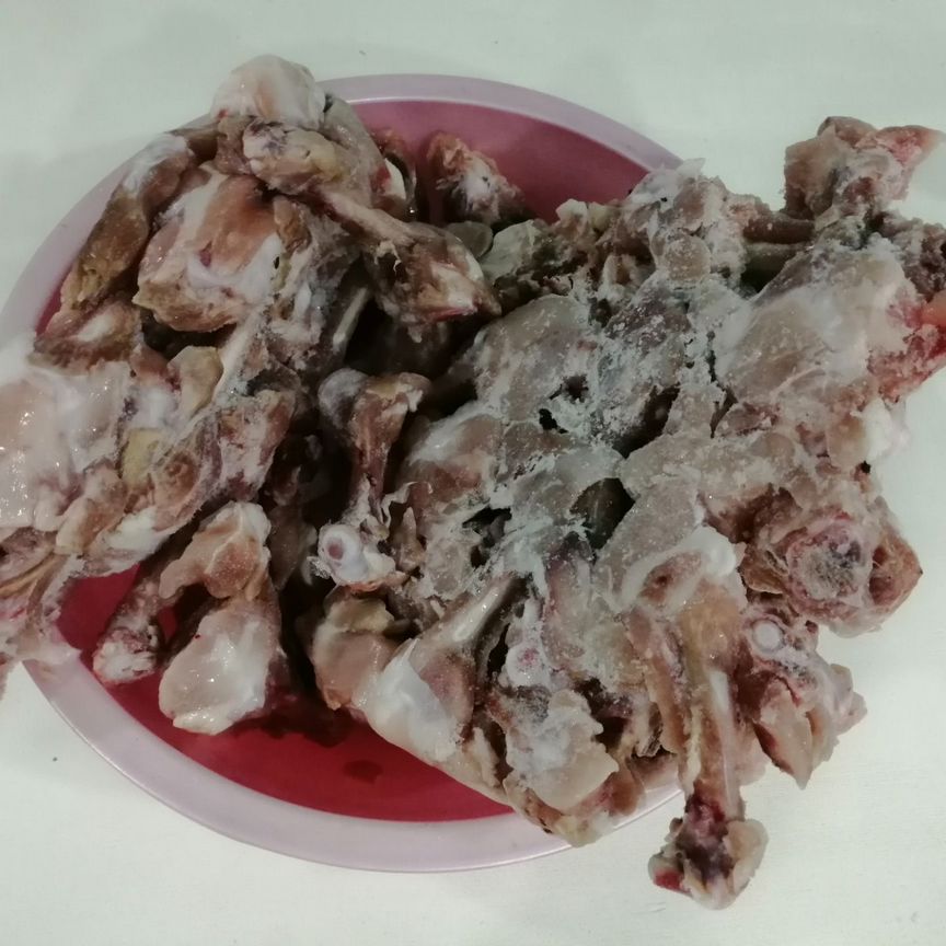 Мясо и кости для собак