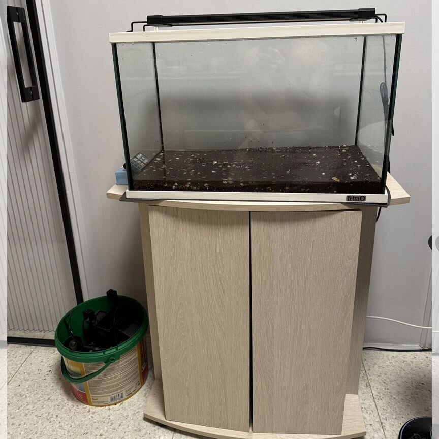 Аквариум с тумбой