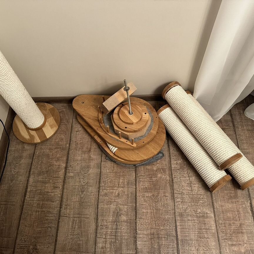 Столюик для кошки